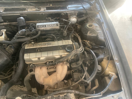 Mitsubishi galant