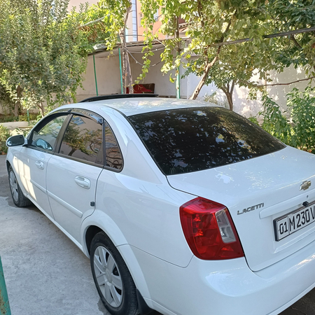 Lasetti 1.8 avtamat 2011