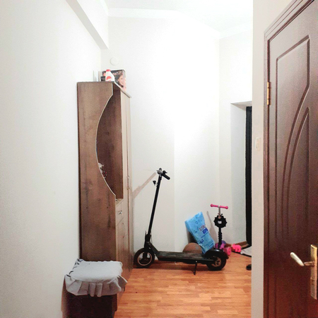 Сотилади. Сергели 6а.  2+1/7/7.  68м²