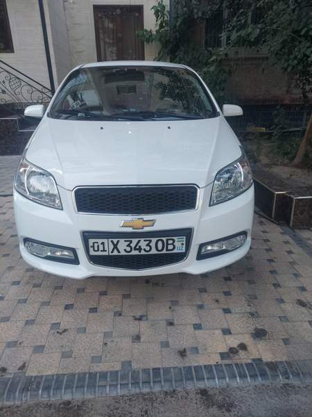 Nexia R3 Yili 2022 Rangi Oq  57000 k. Yurgan urilmagan top tozza