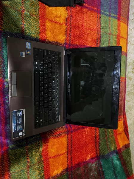 Ноутбук Asus