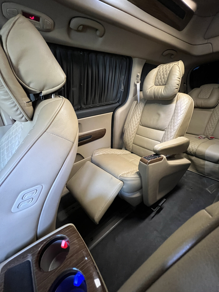 Срочный сотилади Kia Carnival 