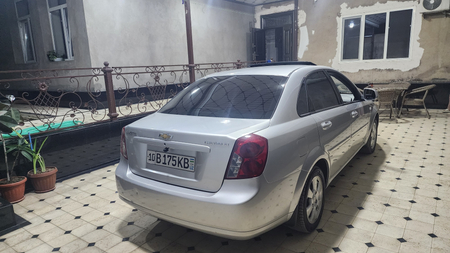 Автомобиль Gentra