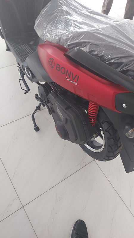 Продам скутер BONVI