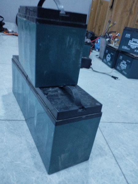 45.5 A akumlyator sotiladi