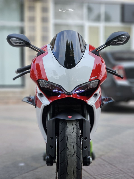 Сотилади Ducati panigali 959