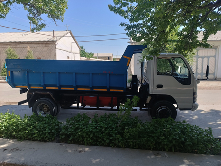 Isuzu samasval gruzavoy isuzi