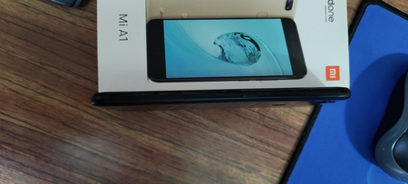 Xiaomi Mi A1  4/64