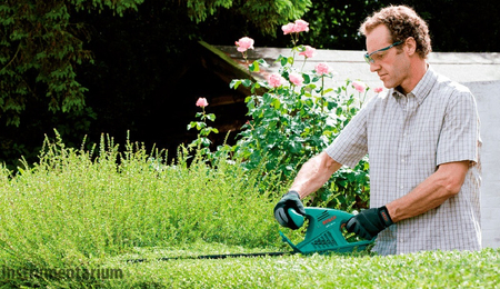 Кусторез электрический BOSCH EasyHedgeCut