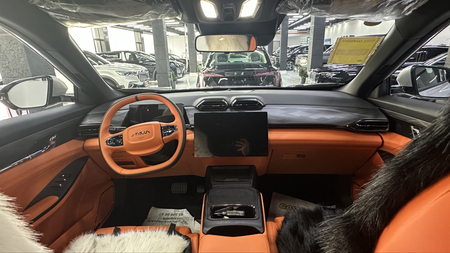DongFeng Aeulos L7