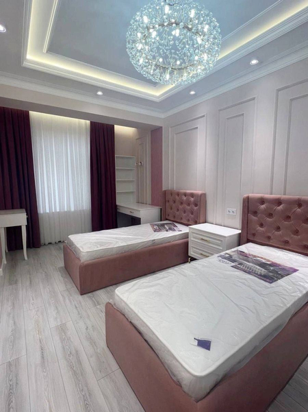 СРОЧНО СРОЧНО!Продается 4/4/10 на Глинка . жк Dream House