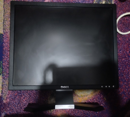 продаю  монитор DELL