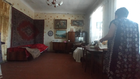 Срочно дом в Янгиюль 4.5 сотки дом ,большой огород
