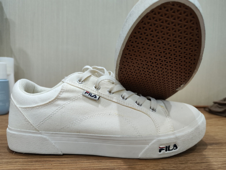 Продаю кеды от компании FILA.