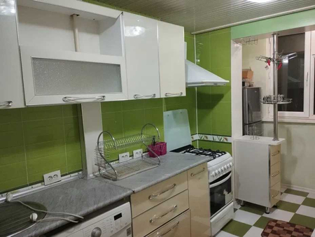 Продается 2 х комнтаная квартира в массиве Согдиана