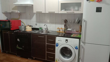 Яккас Бобур 2комнатная/6/8, 60м2, не торец, балк 2*6. Ор-р: РОВД