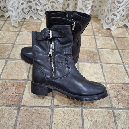 Prada кожаные, Италия