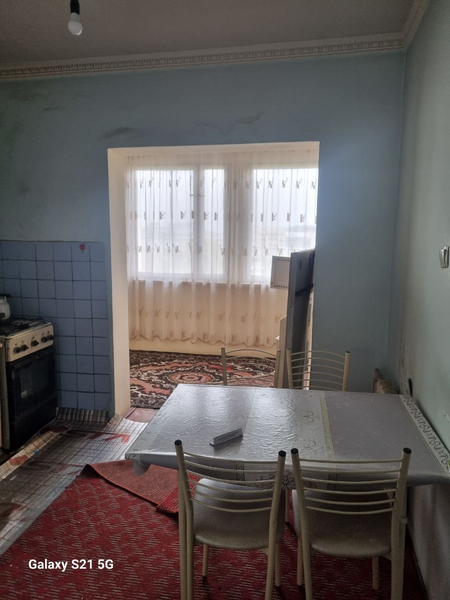 Срочно сотилади Сергели Куйлук  массив 5  2/5/5  57 м²  Можно  Ипатеку