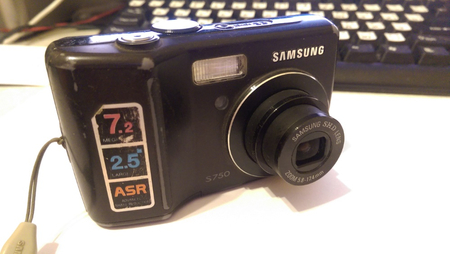 Samsung S750