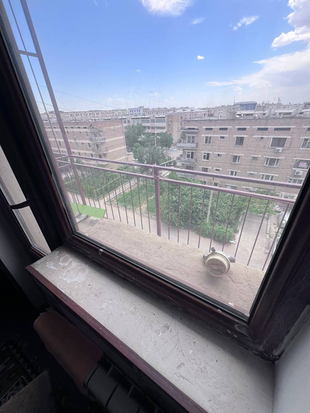 5 mikrayon 5 etaj 2 xonali 37 ming dolir 68 kv