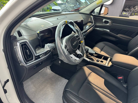 Kia Sorento yangi avtosalondan! Hamma ranglari mavjud!