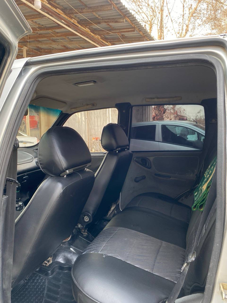 Chevrolet Niva sotiladi