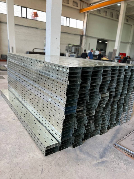 Cable tray, лоток для прокладки кабеля