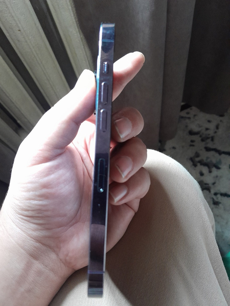 Iphone 14pro Srochna sotiladi