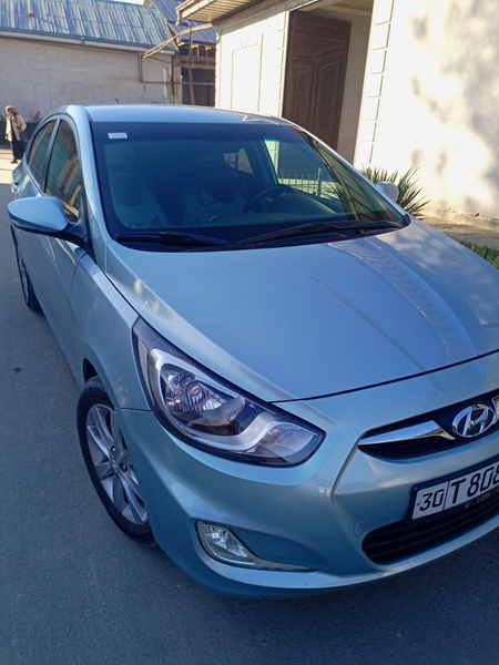 Hyunday Accent (Solaris)