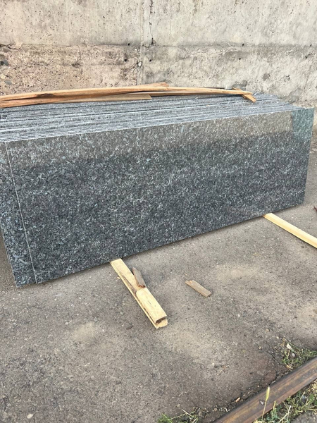 Granit va Mramor