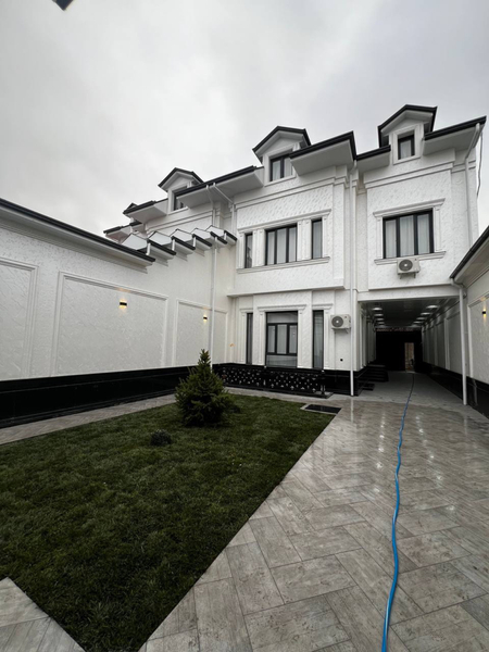 Продаётся дом в махале Амир Темура на 3.5 сотках