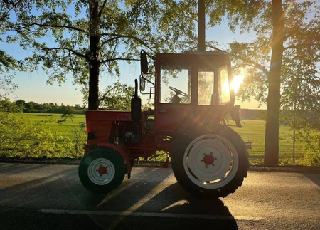 Tractor T-25 kapital