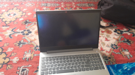 Lenovo IdeaPad 3
Protsessor Intel core i3 11 pokoleniya
Hard:1tb
Opera