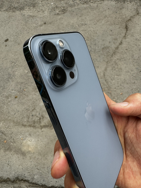 iPhone 13 pro LLA