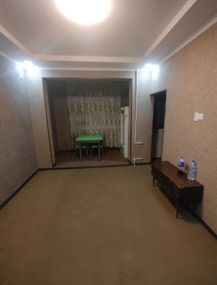 Arenda chilanzar 2kv targovi sentr 2hona 1qavat