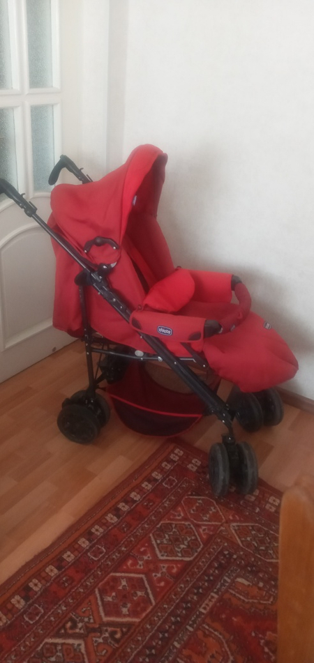 Коляска chicco прогулочная