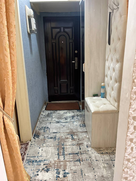 Срочно продается квртира Чиланзарские район 12 КВ. 3/4/4