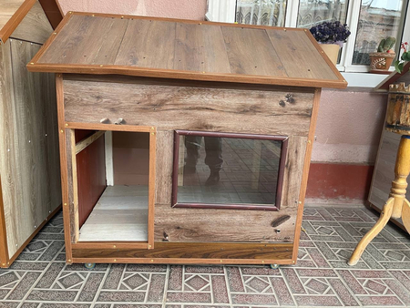 Собачья будка, домик из ламината