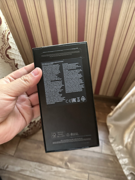 Срочно продам SAMSUNG S 24 fan edition