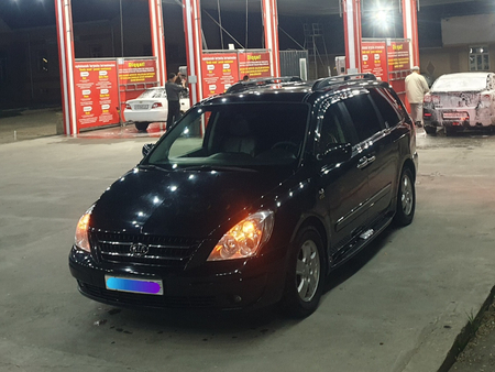 Kia carnival 2008