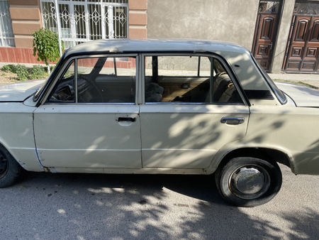011 sotladi srochni