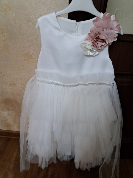 Платье нарядное белое с ободком, Турция. На 6/7лет