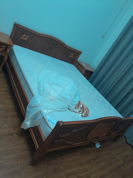 Мебил сотилади румынский