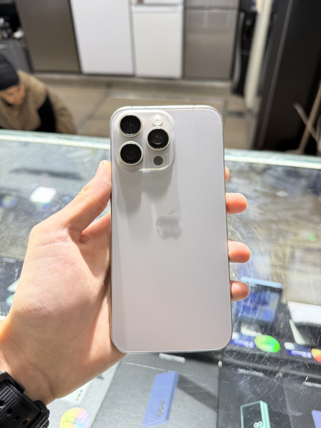 iPhone 15 Pro Max Srochni sotiladi!!!