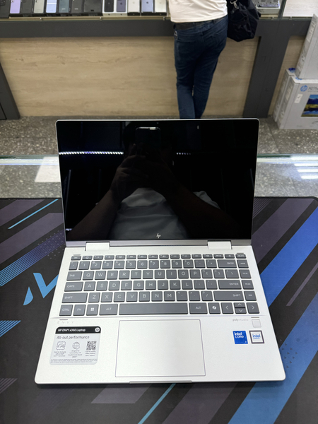Hp Envy  intel Core 7 150U 16/512 14.0 FHD IPS