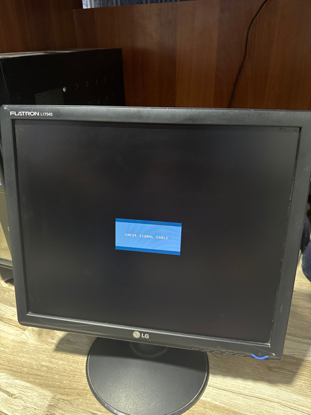 Монитор LG 17” L1734S