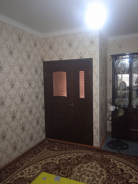 Срочно продам 2х комнатная квартира в районе 5/3. 4 Этаже.