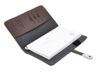 Power Bank с беспроводной зарядкой.
