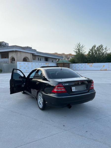 Mercedes w203 yili 2004 sotiladi yoki arendaga beriladi narxi 17.000