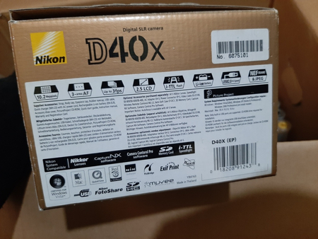Nikon digital slr camera d40